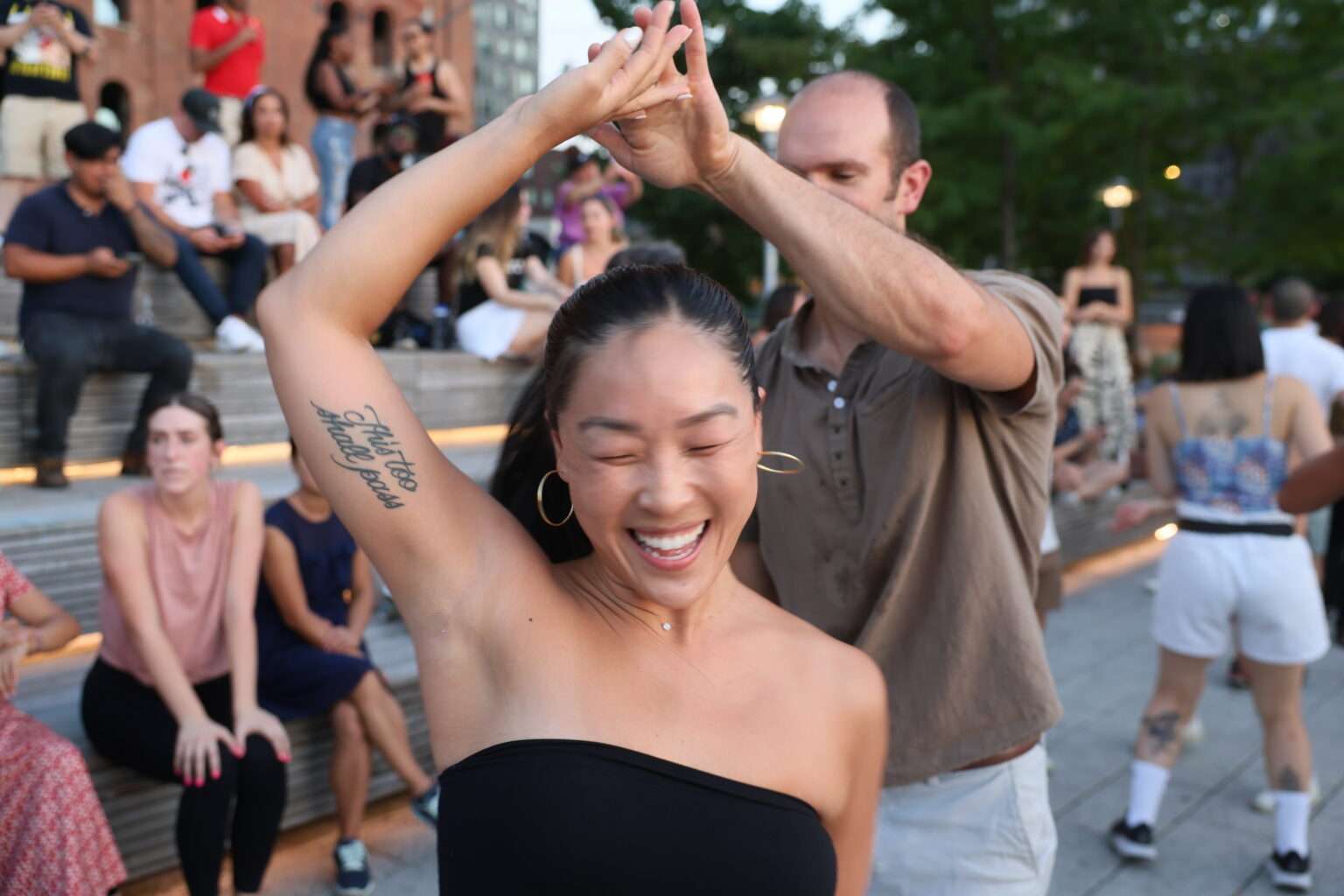 Bronx – Salsa and Bachata Dance Classes